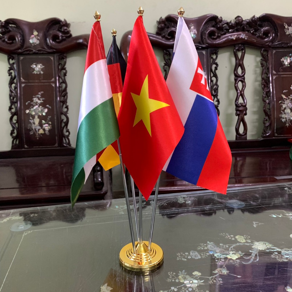 Decorative Table Flag with Steel Base and Stainless Steel Bar with 4 ...