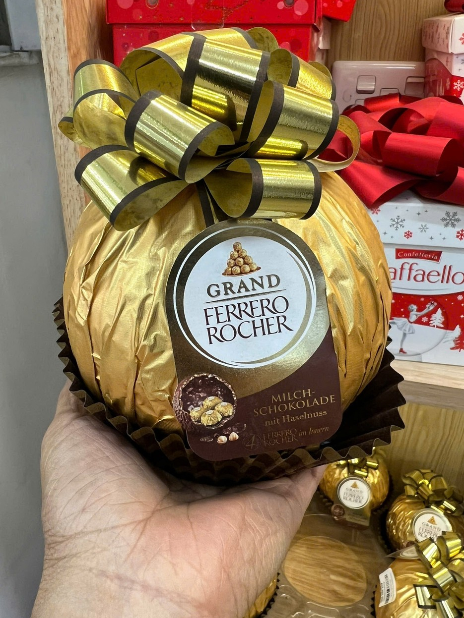 Grand Ferrero Rocher Chocolate Ball | Shopee Philippines