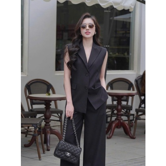 W SET OF VEST NECK GILE SET MIXED WITH WIDE-LET PANTS, ELEGANT ...