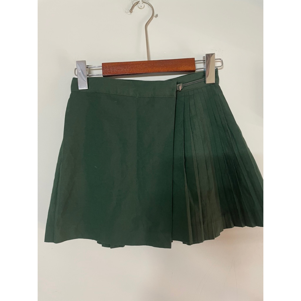 SCHOOL ZONE girls' pleated skirt with adjustable straps Size 10 waist ...