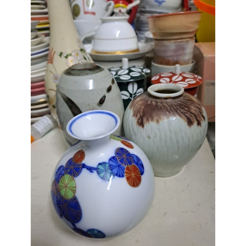Uniquely beautiful Japanese ceramic small and medium sake vase | Shopee ...