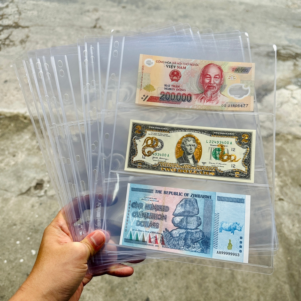 Mingt PCCB Transparent 3-compartment Banknote Storage Box has many ...
