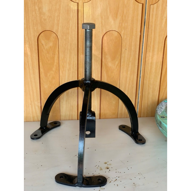 Disassemble the ceiling fan flange. | Shopee Philippines