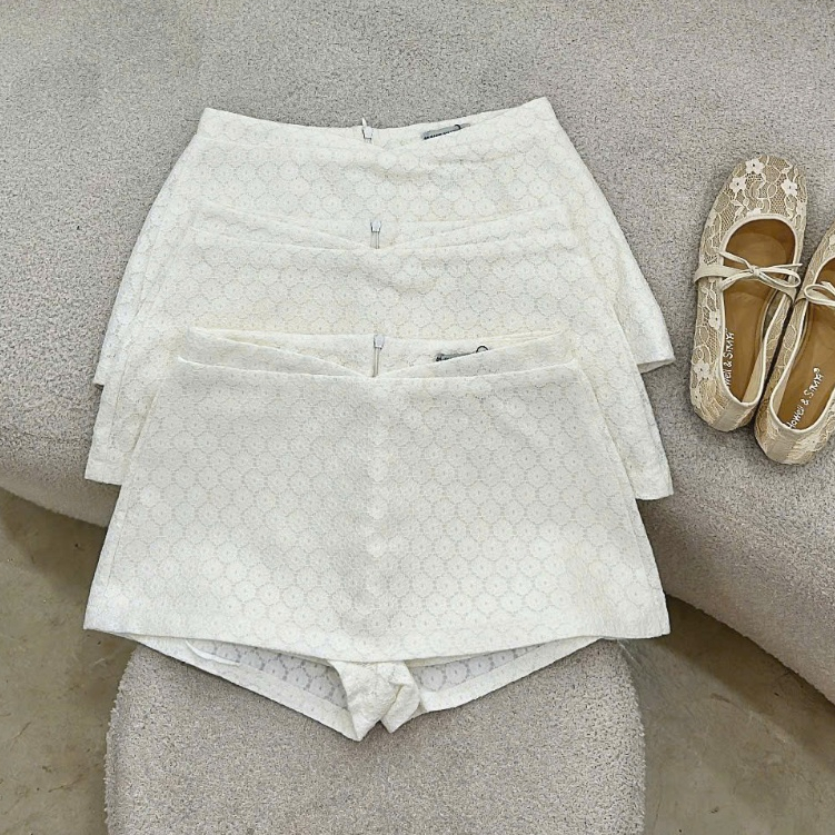 Low-Rise Short Floral Lace Skirt [One Piece House] | Shopee Philippines