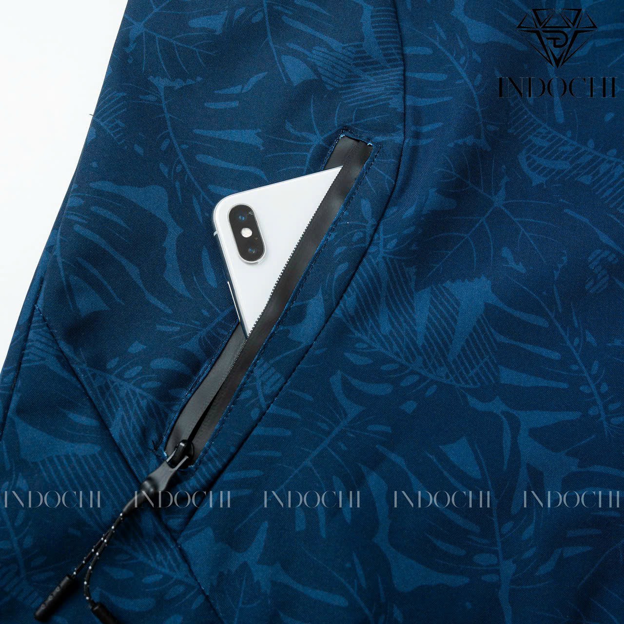 2-layer waterproof windbreaker for men and women, worn in pairs, in ...