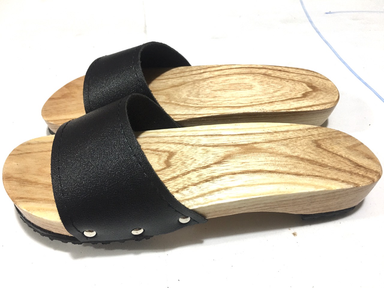 Wooden clogs, Japanese clogs, wooden clogs (factory) | Shopee Philippines
