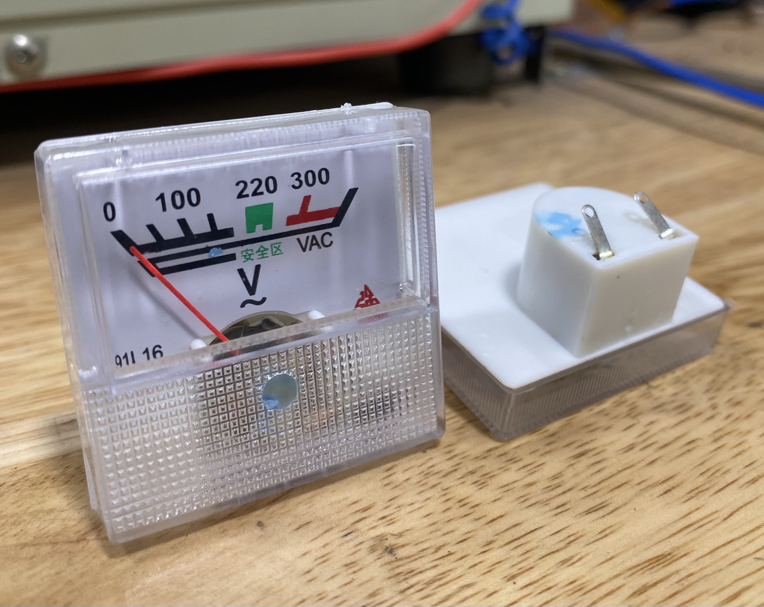 Small 220v AC voltmeter - Quynh DIEN electronic components | Shopee ...