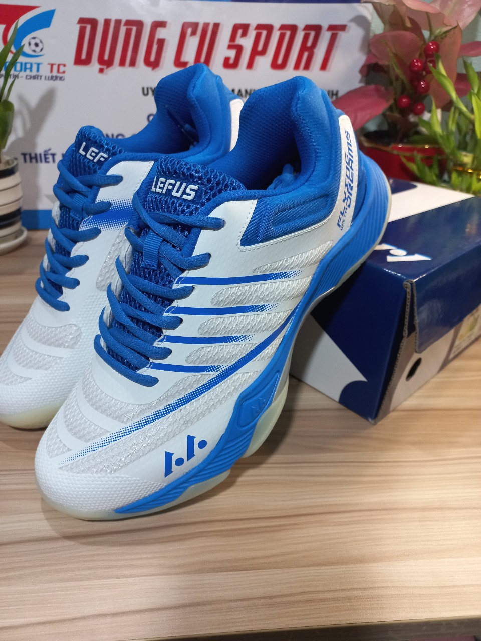 Lefus L026 badminton shoes, durable, light, comfortable model for men ...