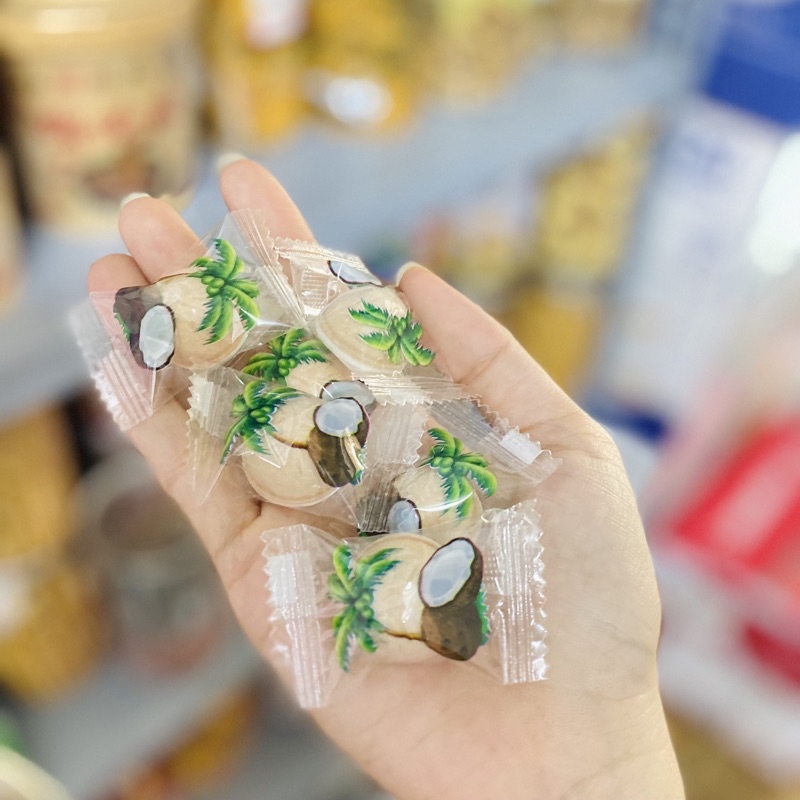 [Free 50g] Sakura Coconut Candy Pack Of 200gr Crispy And Fatty Tablets ...