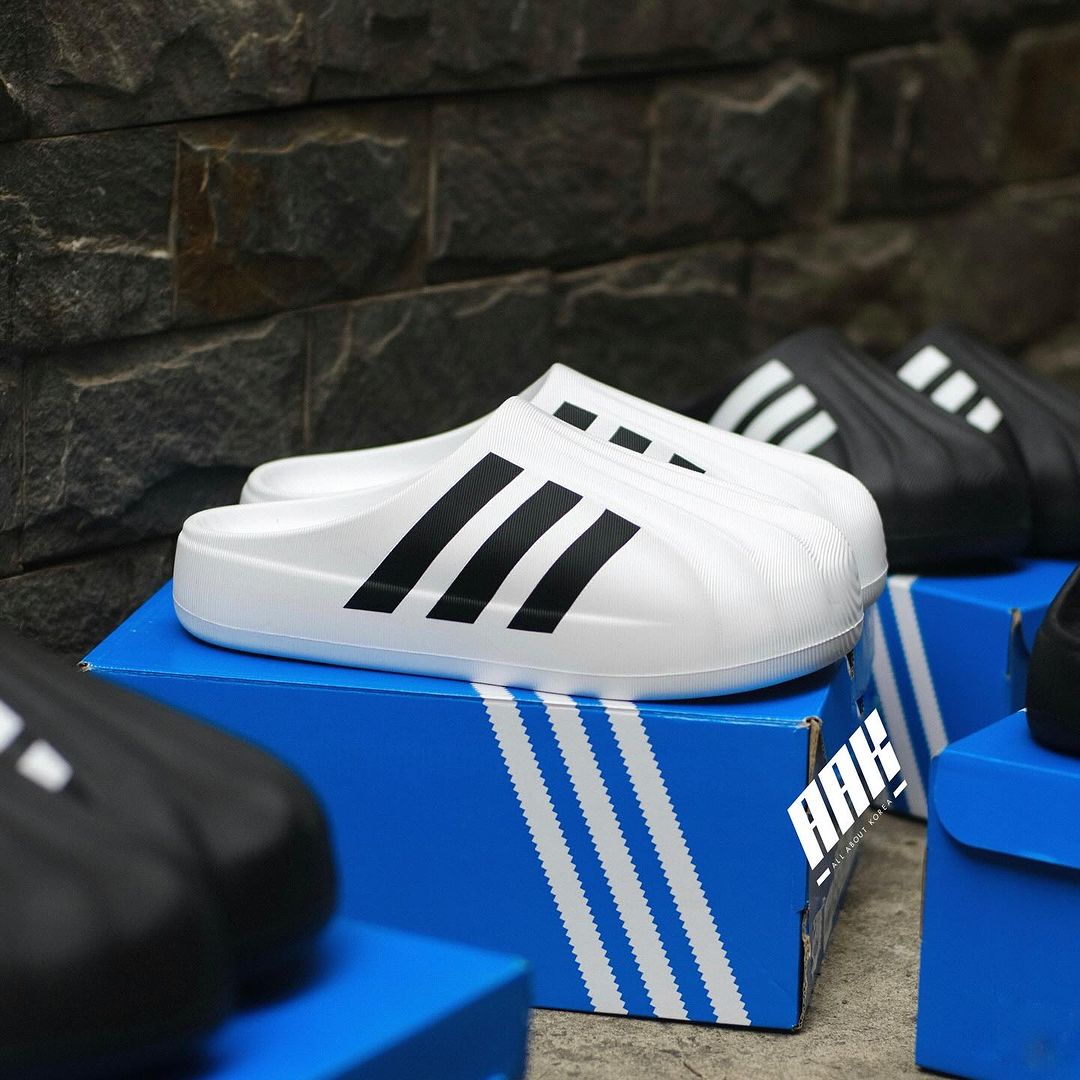 Adidas Superstar Mule Sneakers In Black And White hot Monolithic Rubber ...