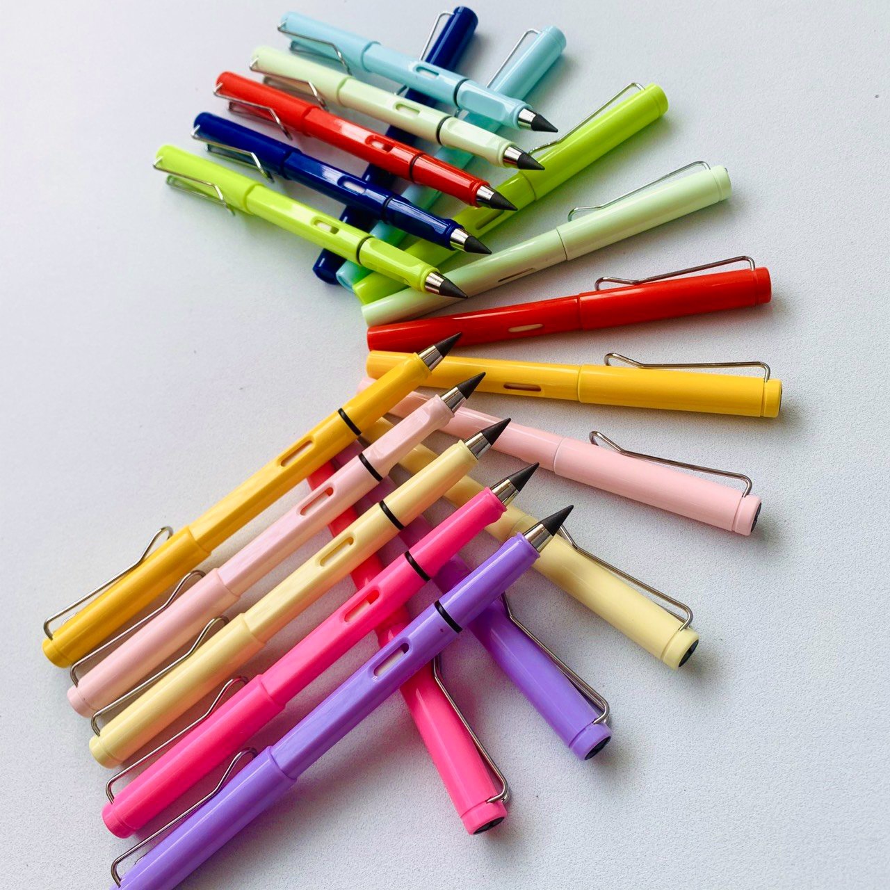 Permanent Pencil without sharpening For Students learning to write ...