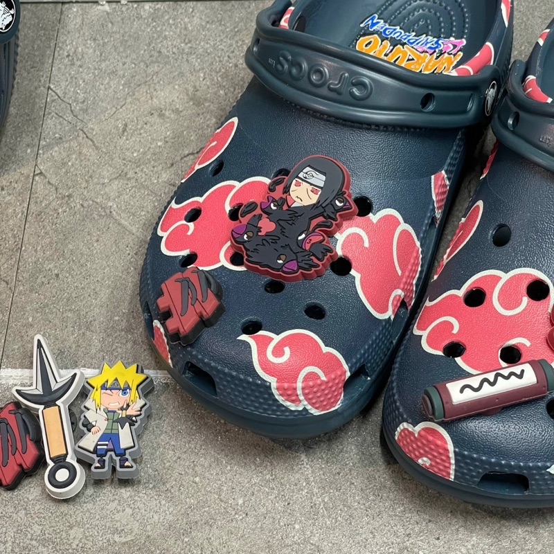 Clog Unisex Crocs Classic x Naruto Shippuden Pack 2024 Shoes - Itachi ...