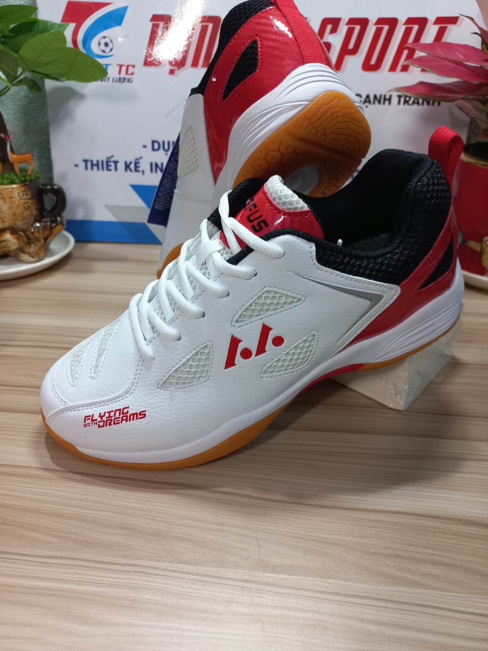 Lefus L022 fast delivery badminton shoes, durable, light, comfortable ...