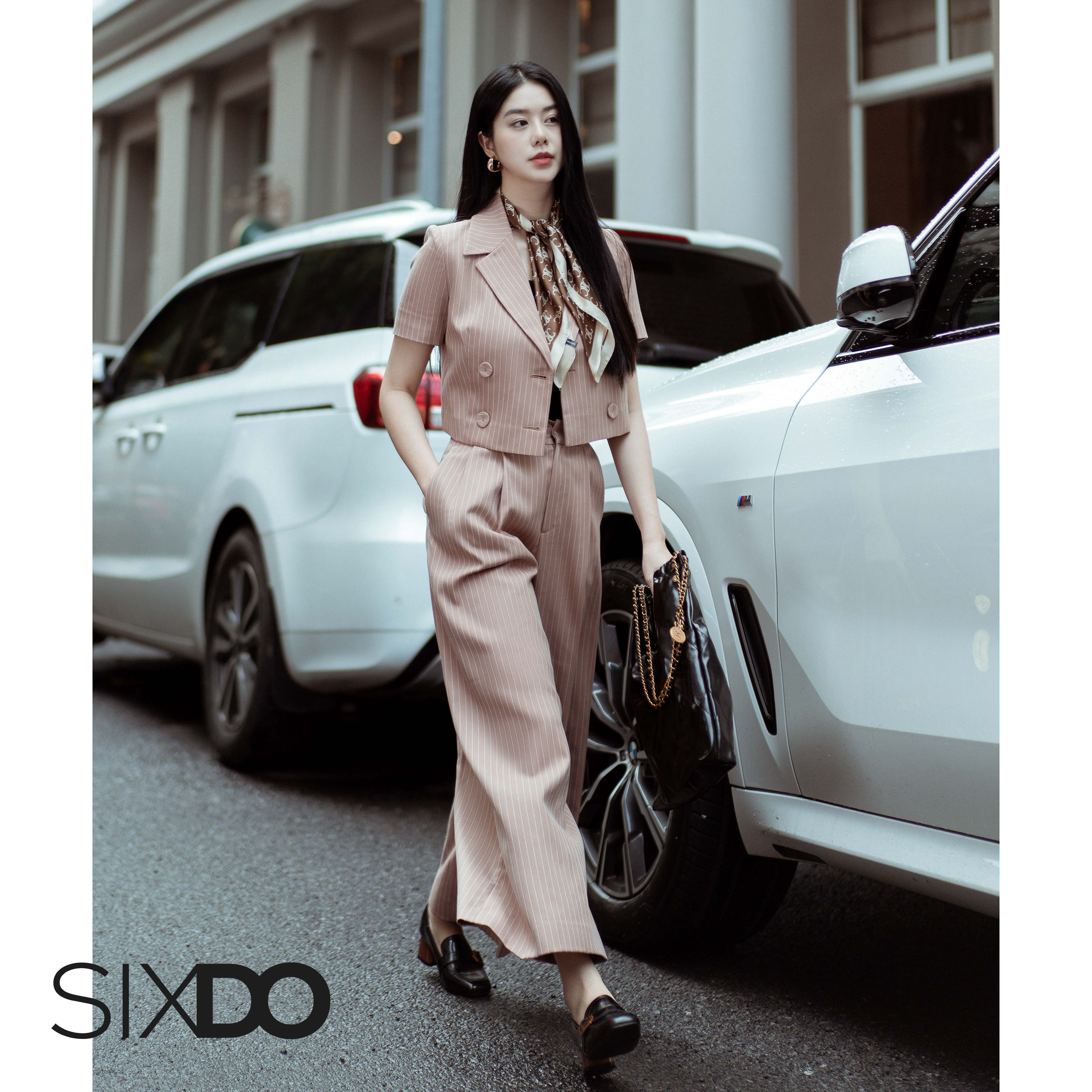 Sixdo Vertical Striped Short Vest (Brownish-beige Stripe Cropped Woven ...