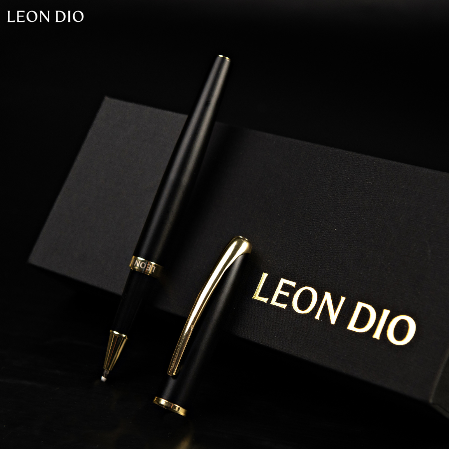 Premium Signing Pen, name engraved pen, Leon Dio Matte Hill writing pen ...