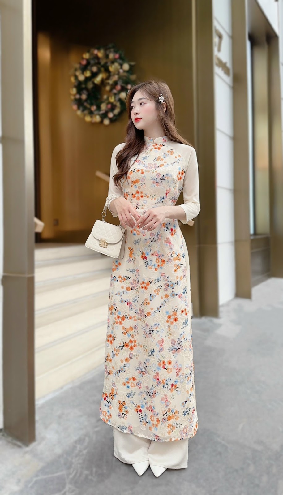 Azaly traditional 4-panel pressed silk floral ao dai for wedding and ...
