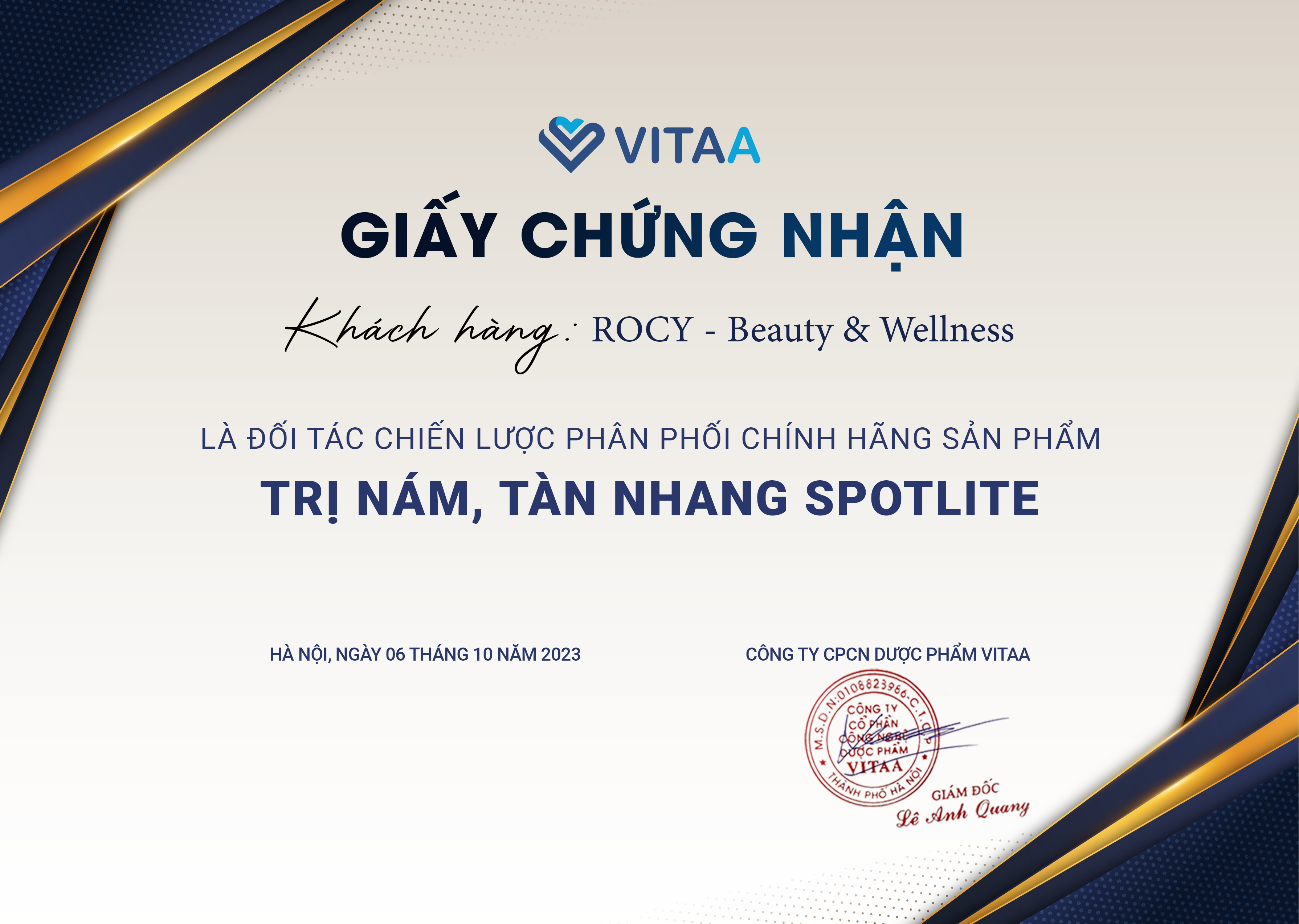 Moisturizing Whitening Serum & Spotlite Dark Skin Spots Correction ...
