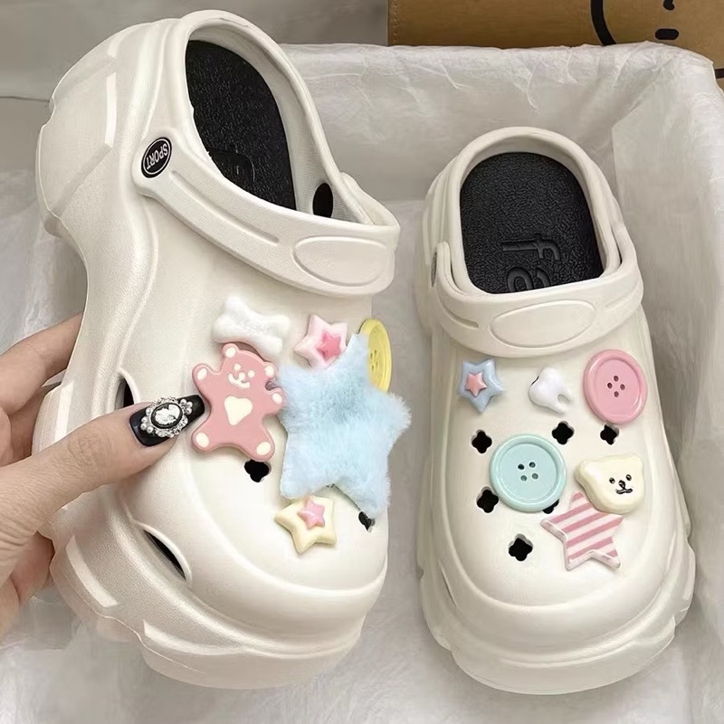 Comfortable non-slip women's slippers come with cute stickers, suitable ...