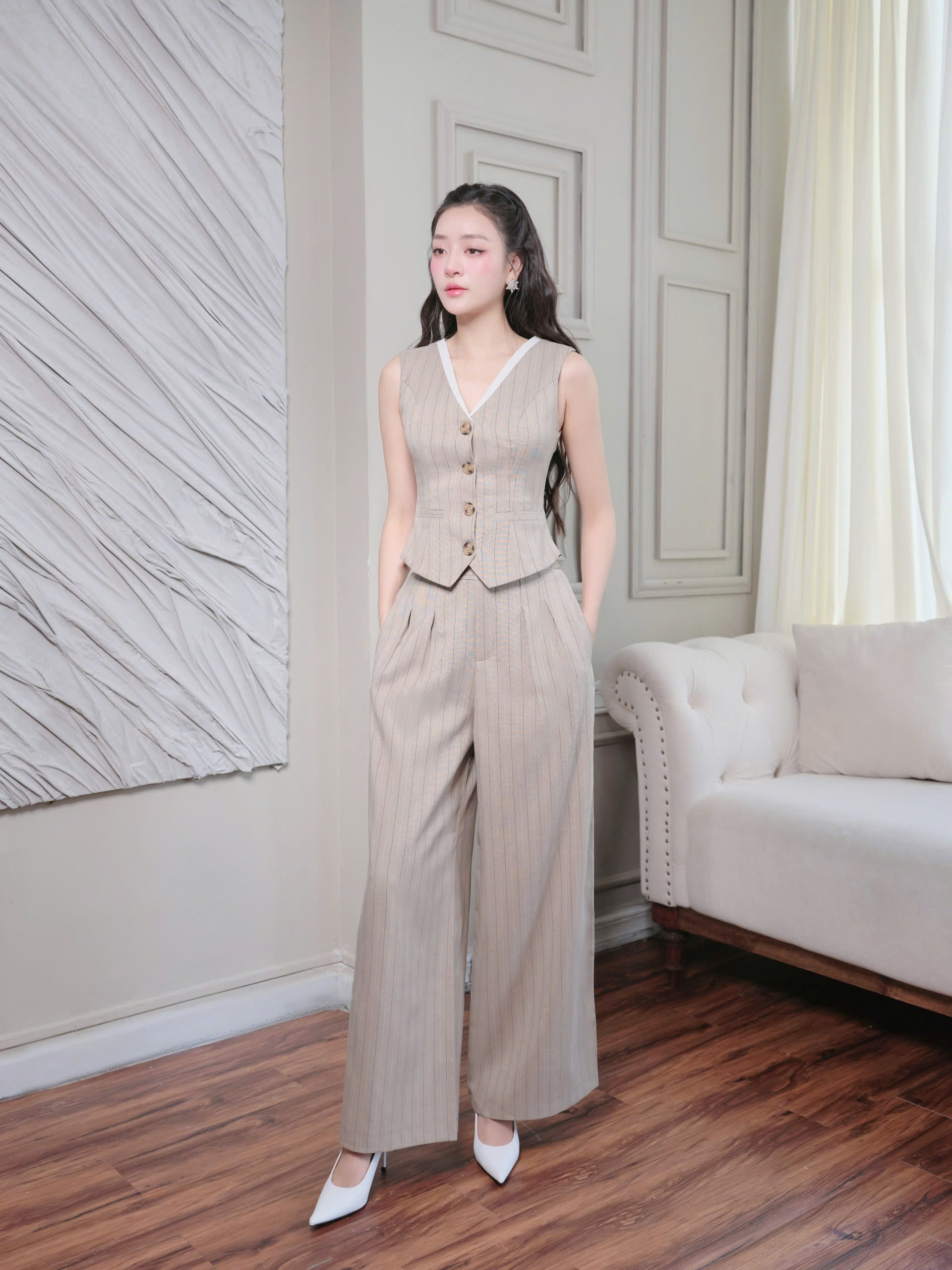 Cira Boutique Set Gile short sleeve Plaid Neckline with Modern Office ...