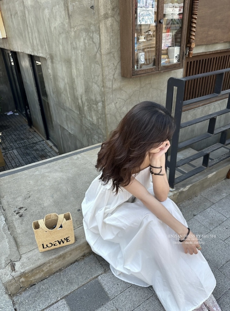 Enzian Dress | Cotton Chest Pleated Maxi Dress (original photo ...