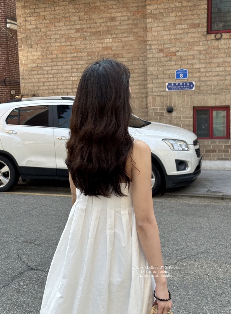 Enzian Dress | Cotton Chest Pleated Maxi Dress (original photo ...