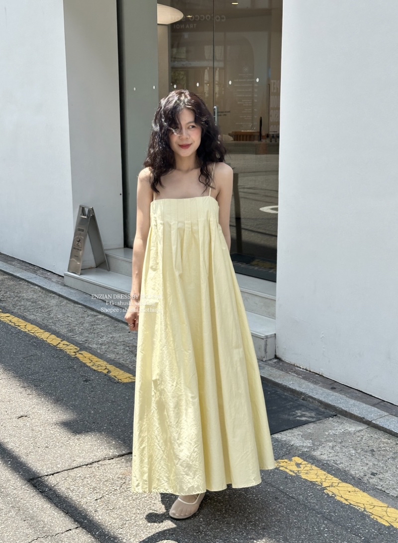Enzian Dress | Cotton Chest Pleated Maxi Dress (original photo ...