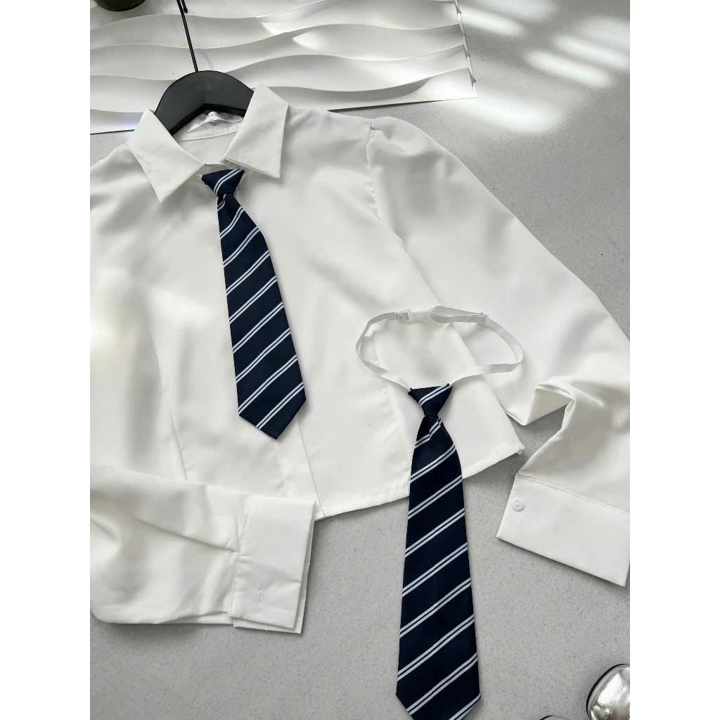White Shirt Set with Loose Cavat Mixed with Korean Style Pleated ...