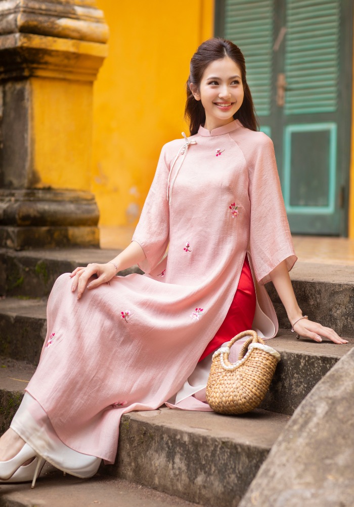 AZALY 4-panel reformed ao dai - AT245, pink, two-inch collar, loose fit ...