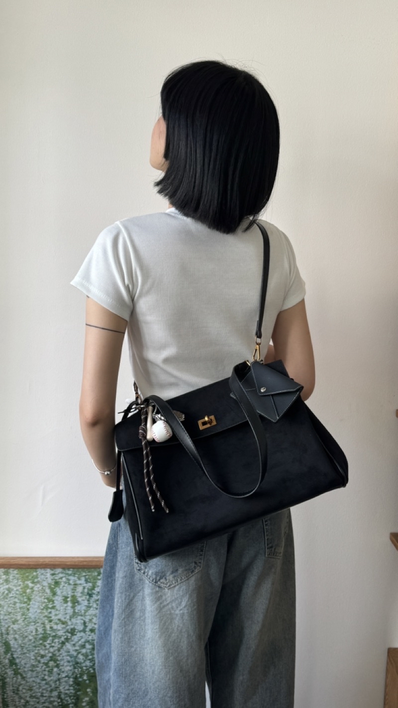 [ Special Charm in Random color ] Ayame's Eve Rodeo Bag - Rodeo AYAME ...