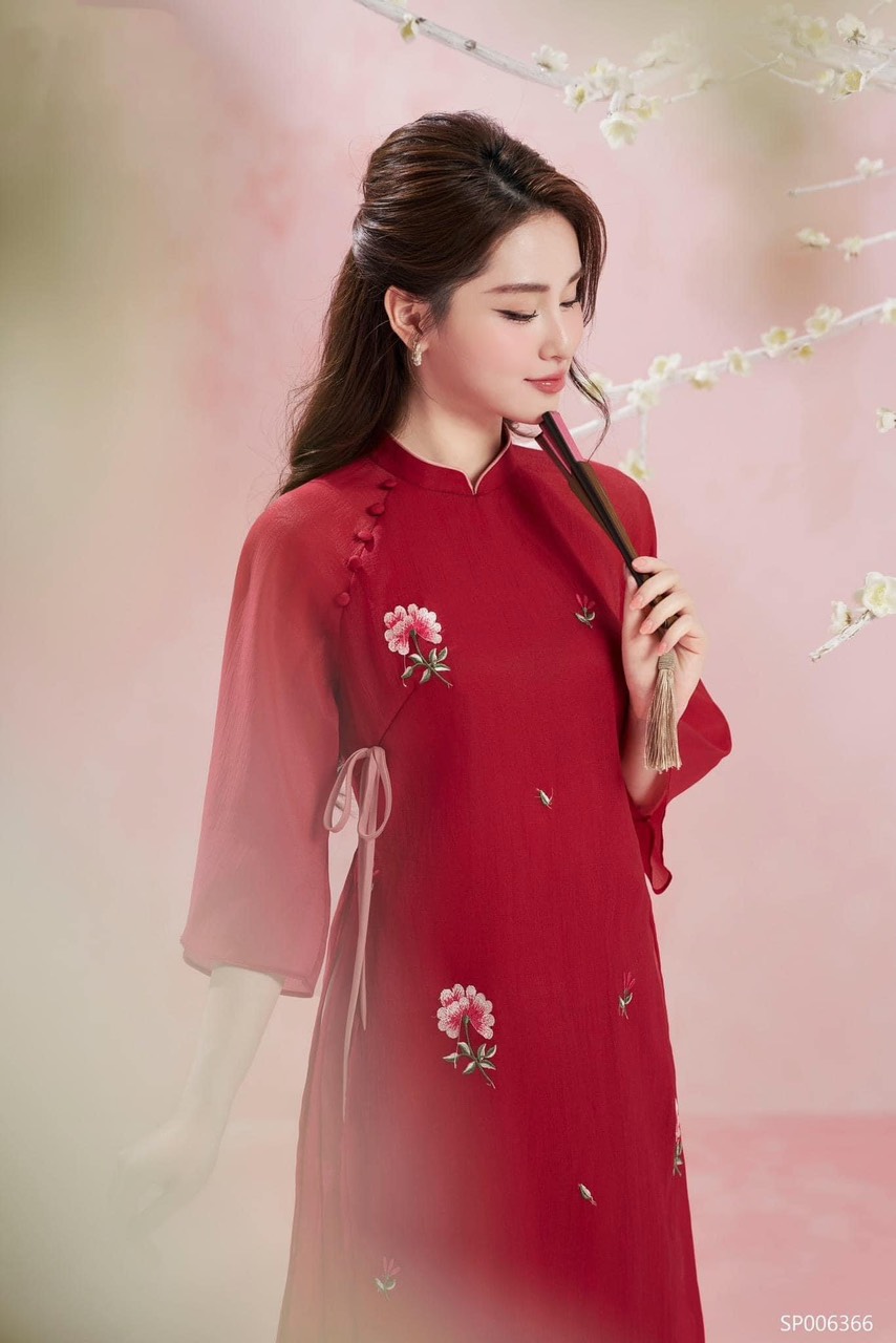 Ao Dai with floral embroidery in red crep silk chiffon fabric with 4 ...