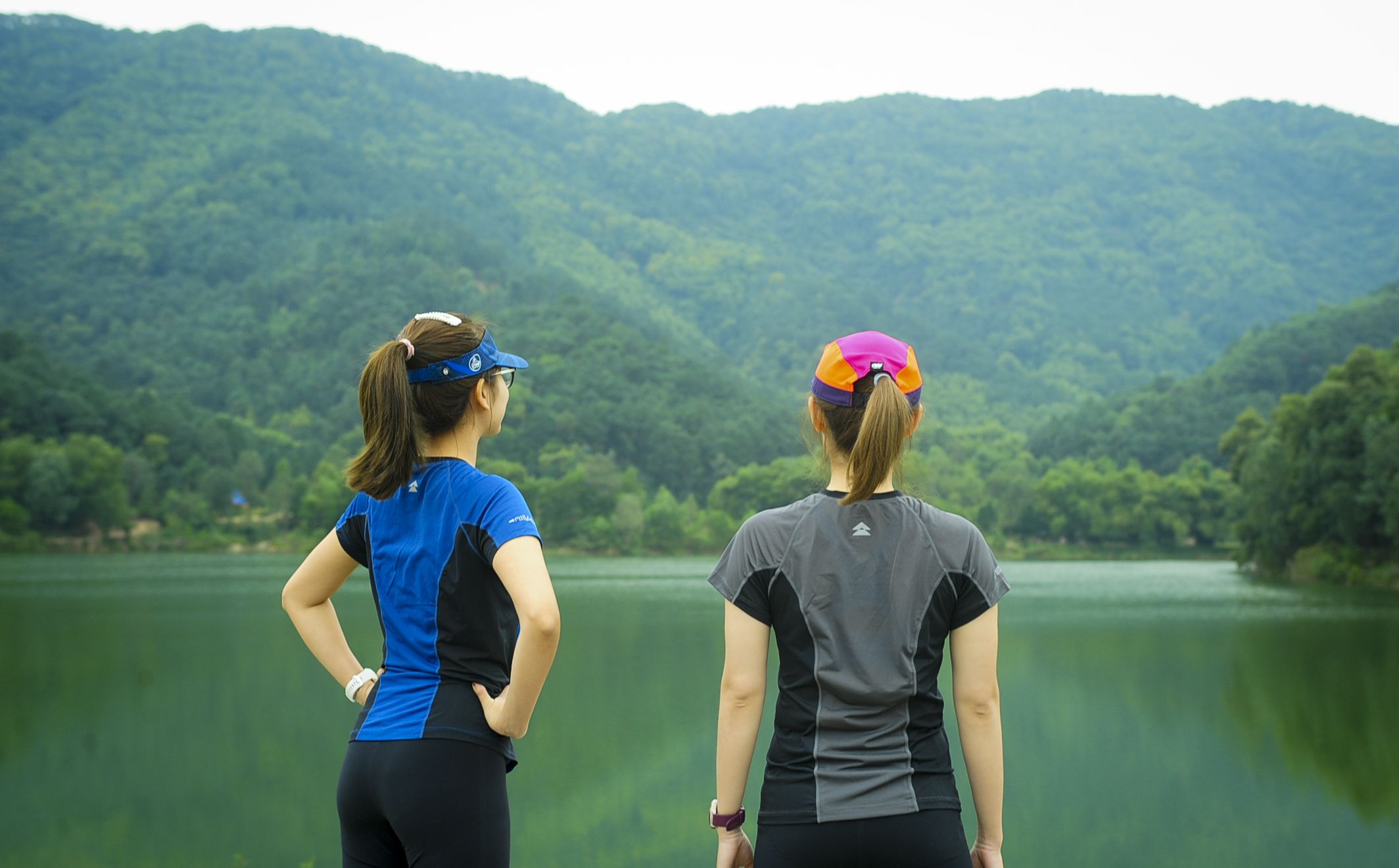 Women's T8 Iced Tee Sports Running T-shirt - Cool, Thin, Light, Quick ...