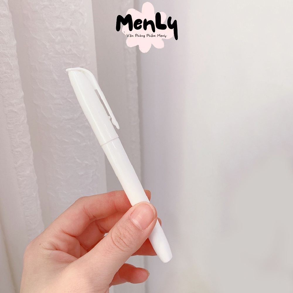 Ink pen for drawing on mirrors, notepads, and easy-to-erasable glass ...